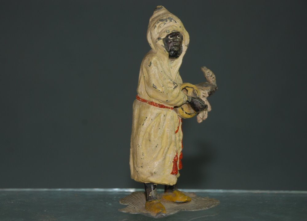 Georg Heyde knick-knacks figure * Bedouin playing instruments * at 1900