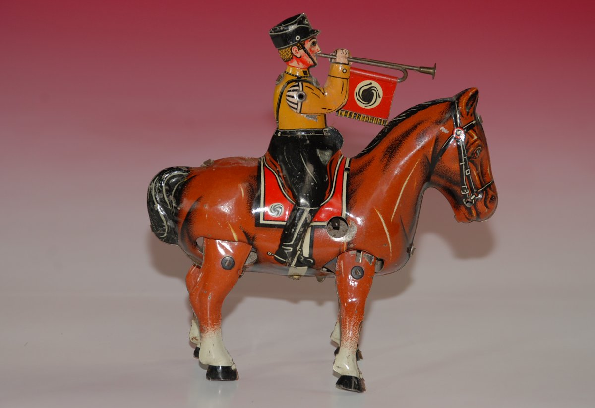 Blomer & Schüler Nbg. * clock plant figure SA Reiter with fanfare * 1935