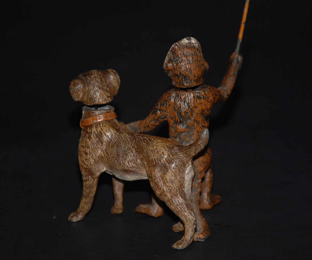 G. Heyde Dresden * head wiggle figure * monkey with dog * around 1900